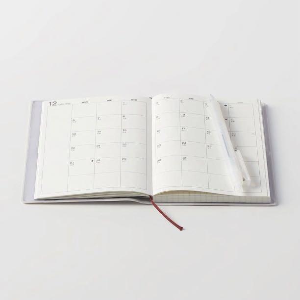 Muji 2021 Planner (B6 Monthly Weekly Planner), Hobbies & Toys ...