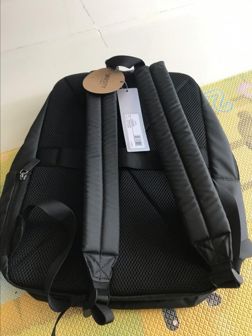 Samsonite varsity bag pack, Men's Fashion, Bags, Backpacks on Carousell