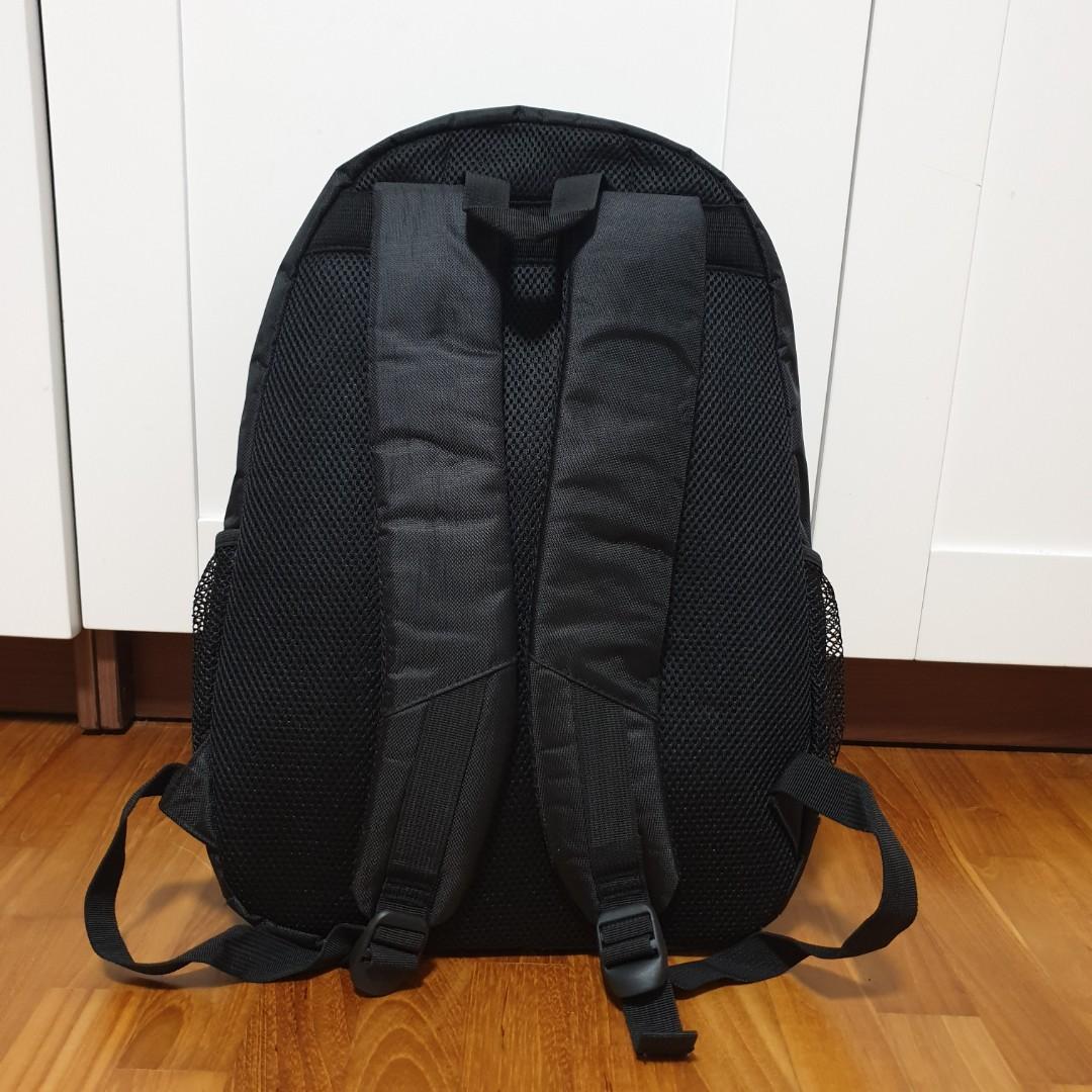 Changi Airport Lee Cooper Black Backpack / Back Pack, Men's Fashion ...