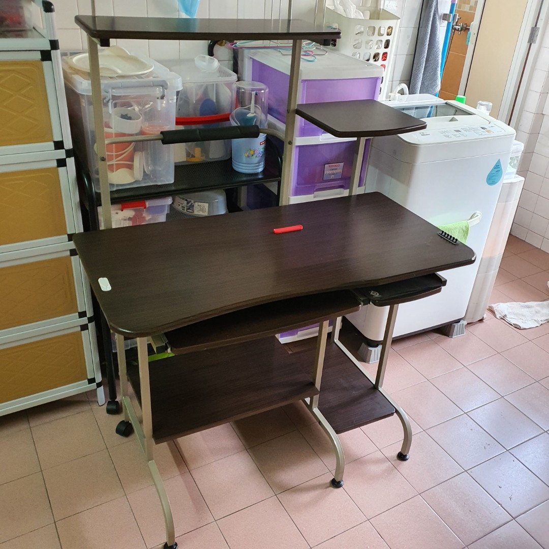 Used Computer Table for sales. Condition 8/10 no damaged self ...