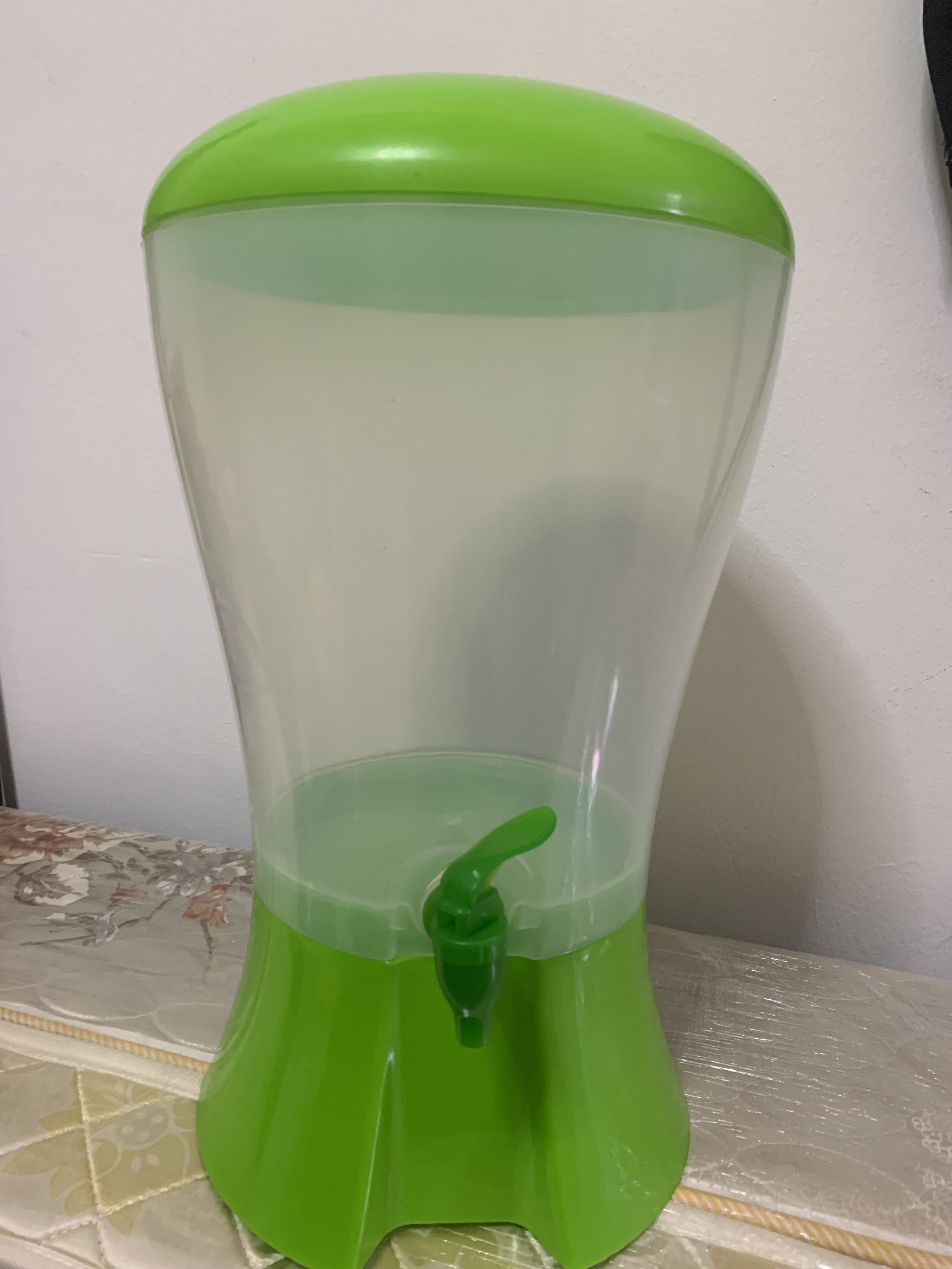 plastic drink dispenser, TV & Home Appliances, Kitchen Appliances ...