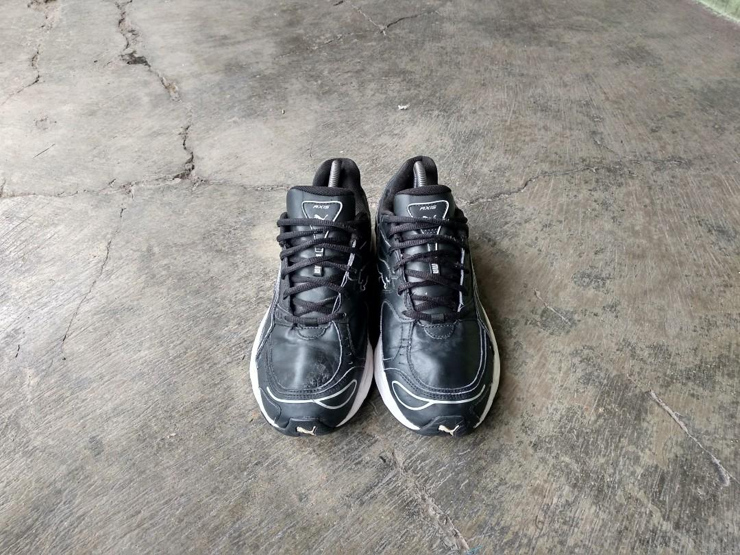 Puma Axis SL, Fesyen Pria, Sepatu , Sneakers di Carousell