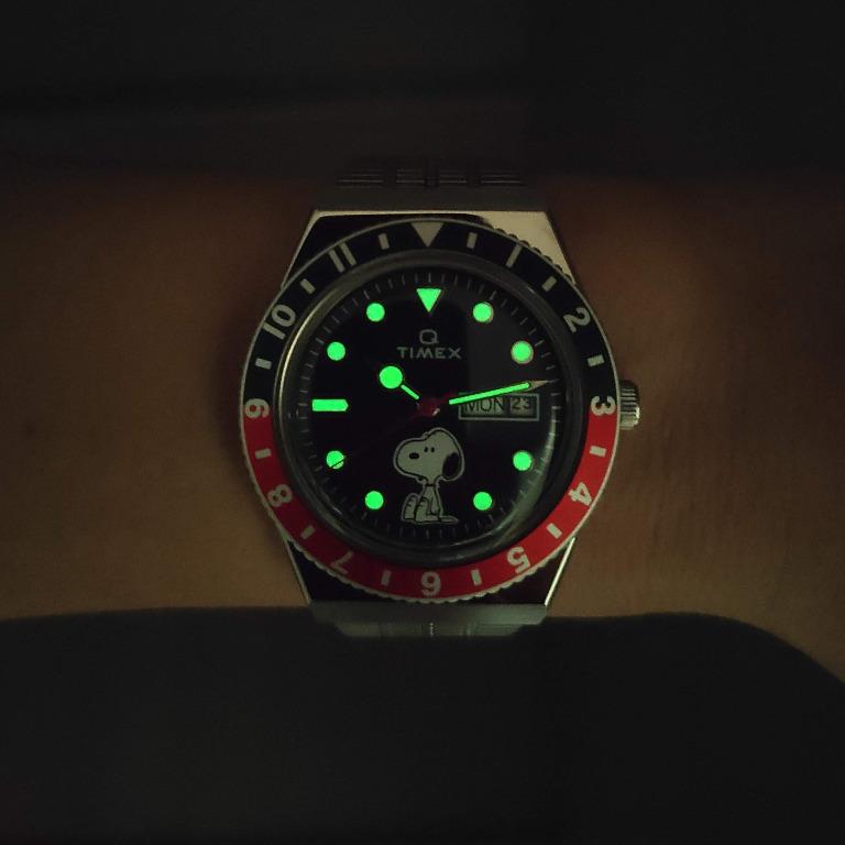 Q Timex Reissue X Peanuts 70th Anniversary Snoopy (TW2U71300ZV), Mobile ...