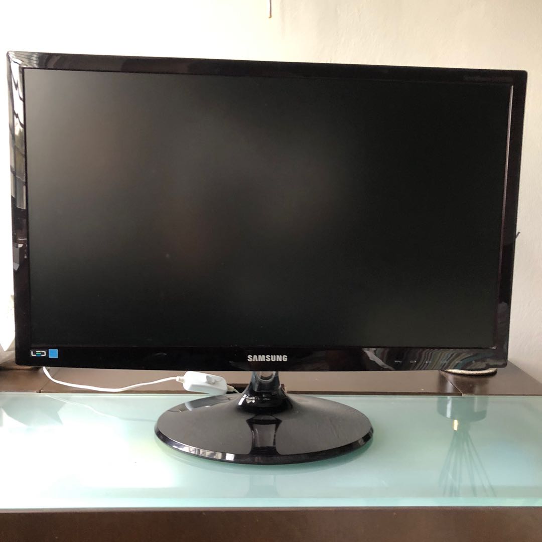 Samsung monitor 24” 1080p (S24B350H), Computers & Tech, Parts ...