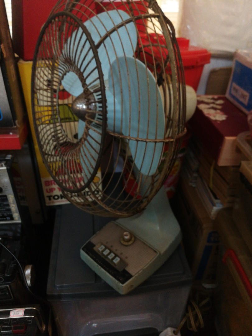 Vintage Sharp table fan, Japan, not functioning, Hobbies & Toys ...