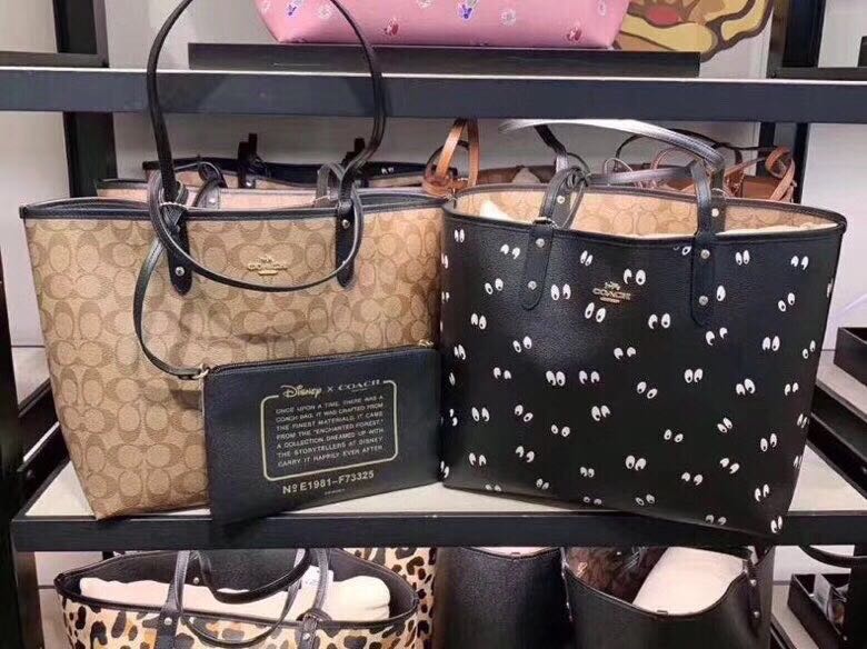COACH DISNEY X COACH REVERSIBLE CITY TOTE IN SIGNATURE CANVAS AND SNOW ...