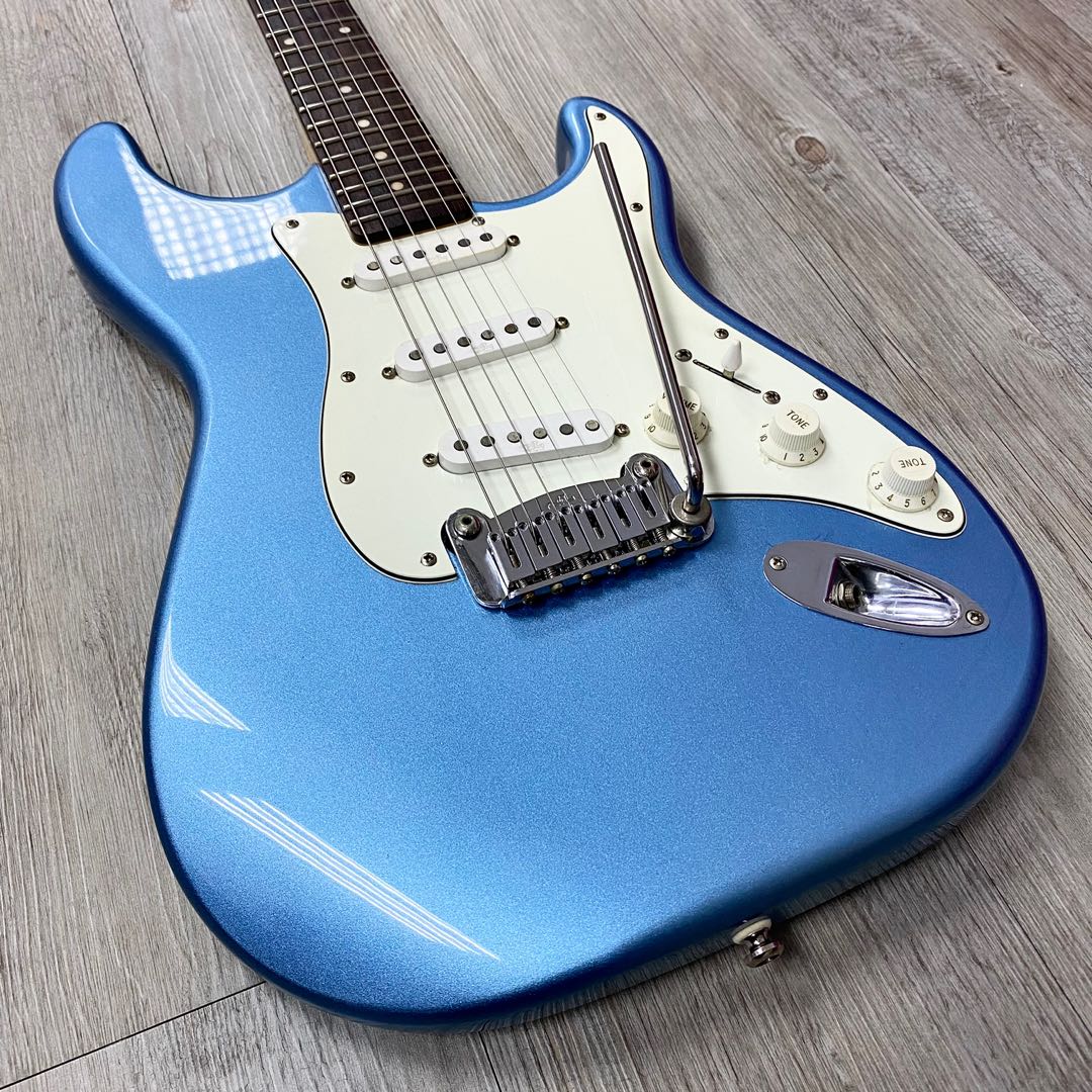 G&L Legacy (Stratocaster) Tribute Series, Designed by Leo Fender ...