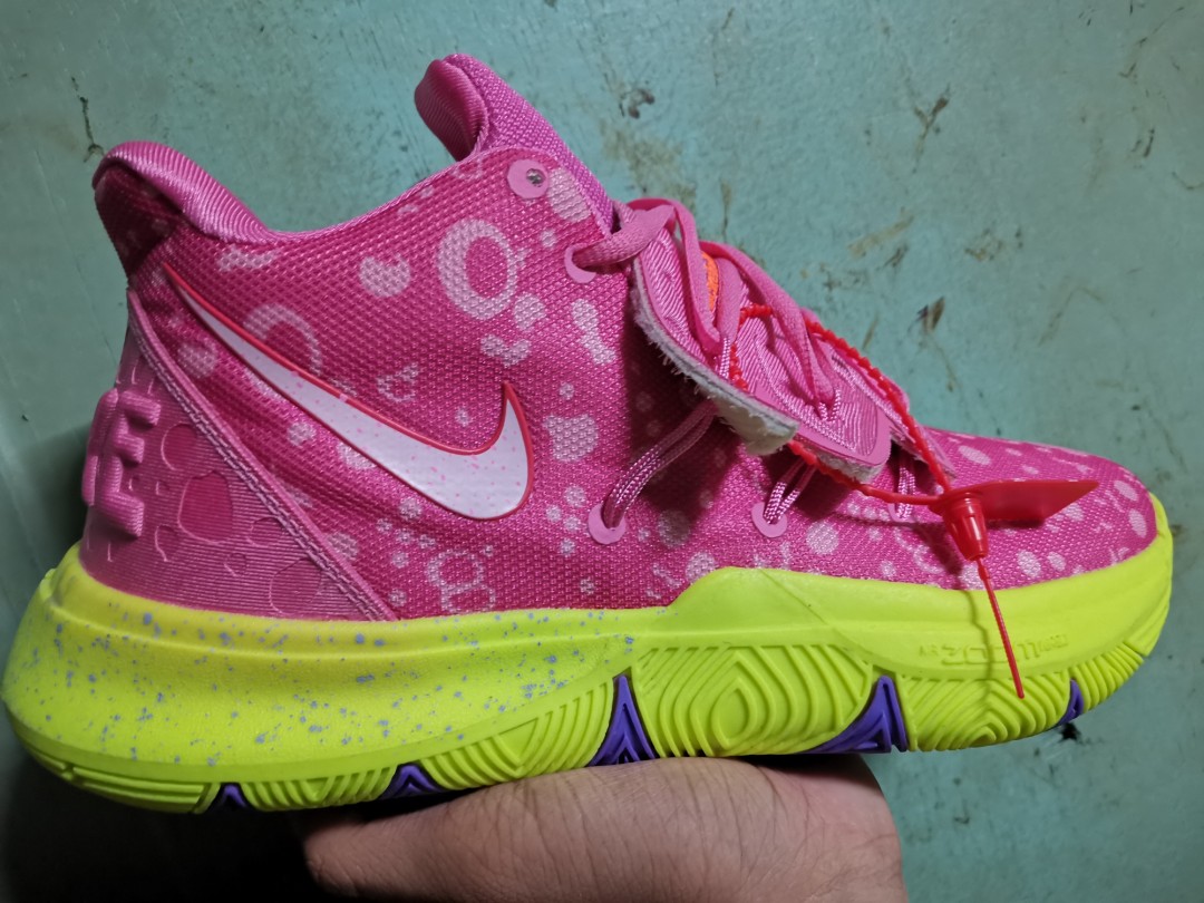 KYRIE V PATRICK STAR, Men's Fashion, Footwear, Sneakers on Carousell