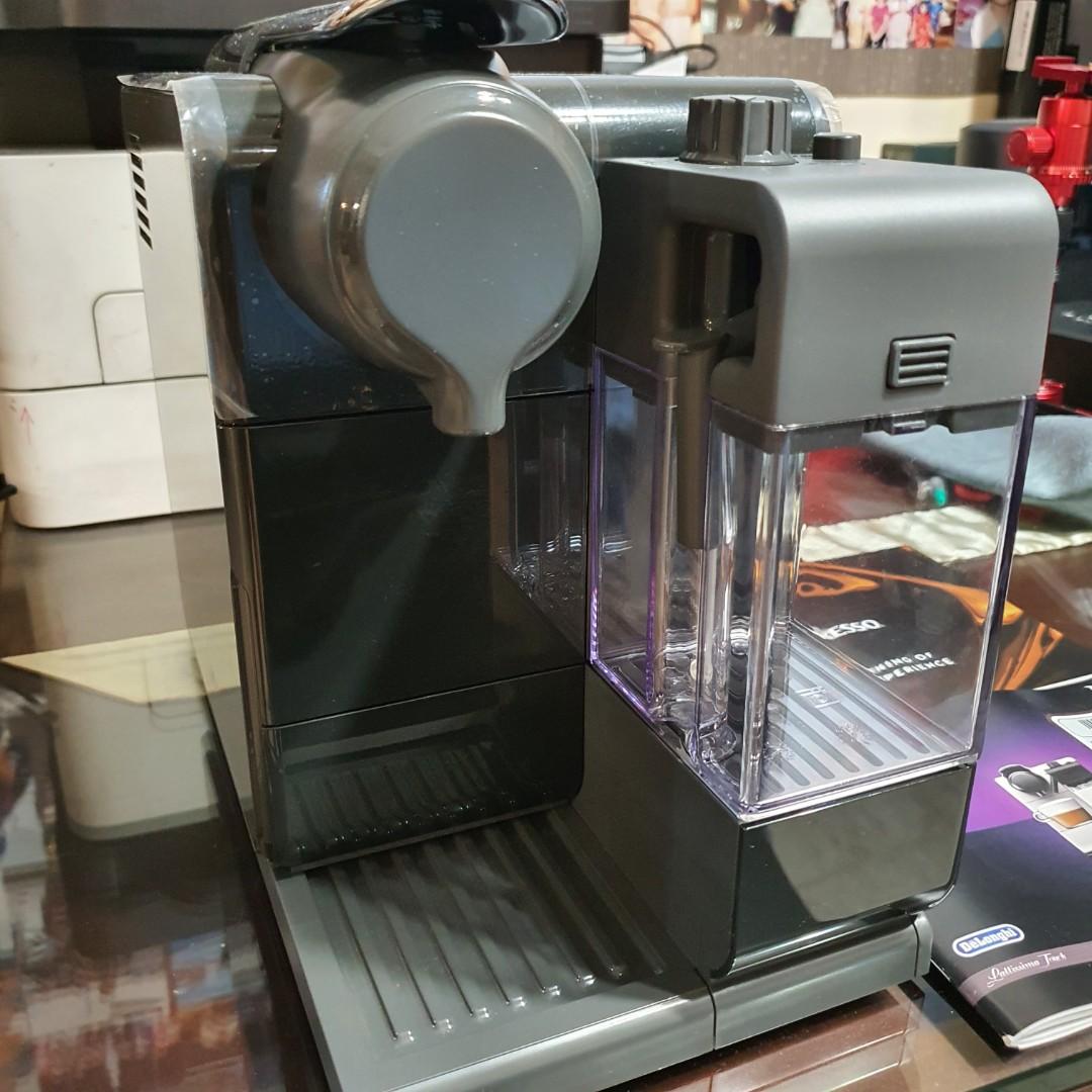 Lattisima Touch Nespresso F521, TV & Home Appliances, Kitchen ...