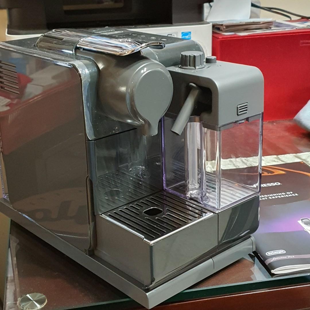 Lattisima Touch Nespresso F521, TV & Home Appliances, Kitchen ...