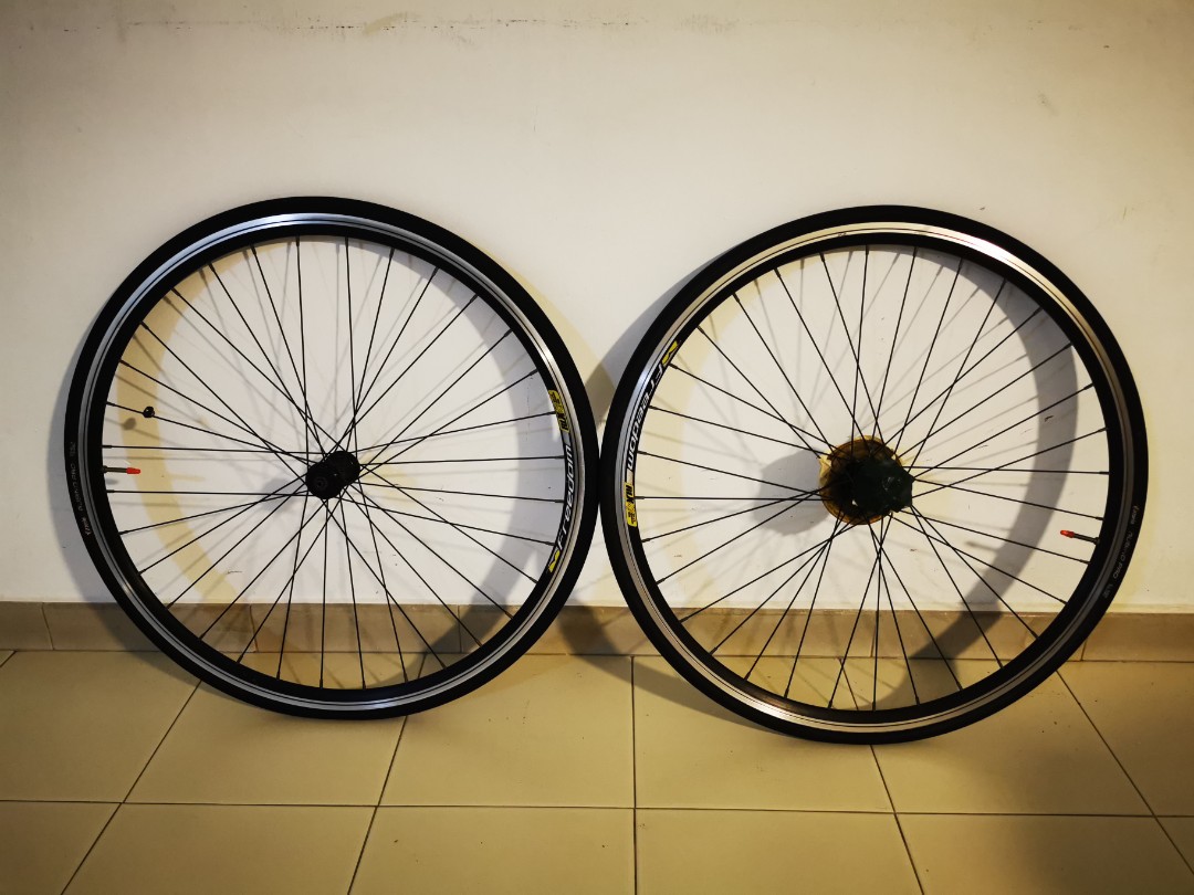 Wheel Road bike, Sports Equipment, Bicycles & Parts, Bicycles on Carousell