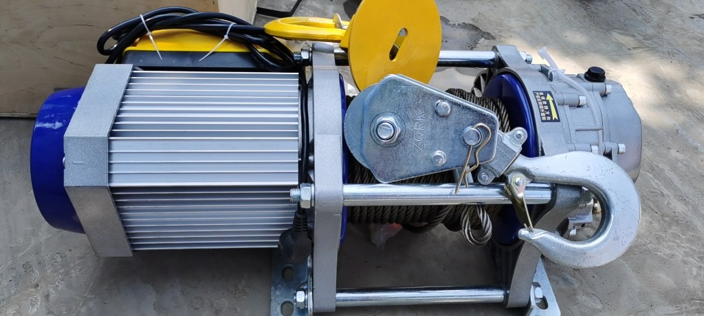 1T - 2T ELECTRIC WINCH SINGLE PHASE, Commercial & Industrial, Construction Tools & Equipment on ...