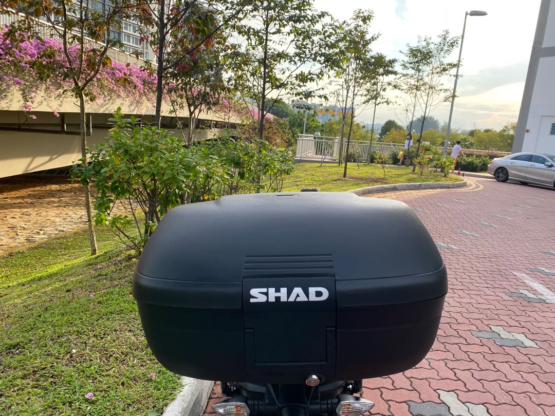 Aerox box, Motorcycles, Motorcycle Accessories on Carousell