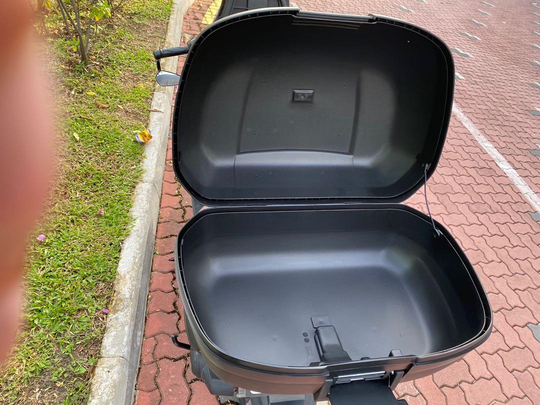 Aerox box, Motorcycles, Motorcycle Accessories on Carousell