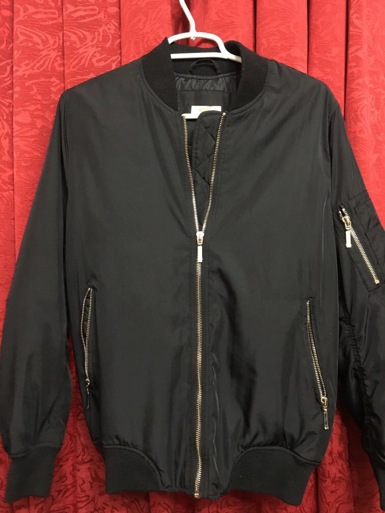 Bench windbreaker jacket black, Men's Fashion, Coats, Jackets and ...