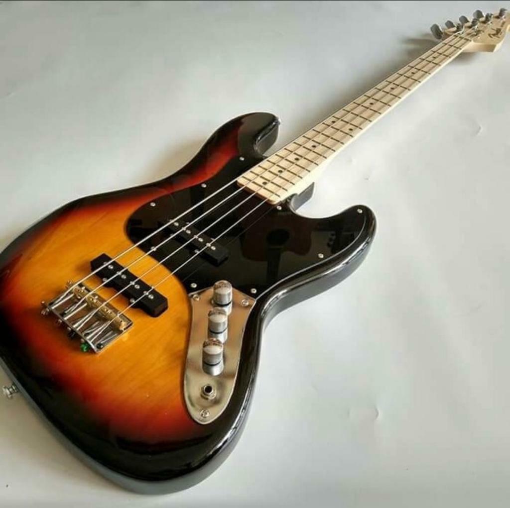 Gitar listrik, Musik & Media, Alat di Carousell