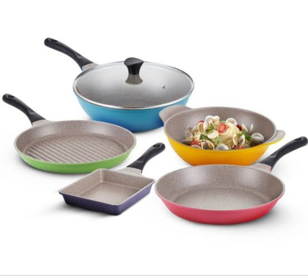 Ilo Rainbow Cookware Set, Furniture & Home Living, Kitchenware ...