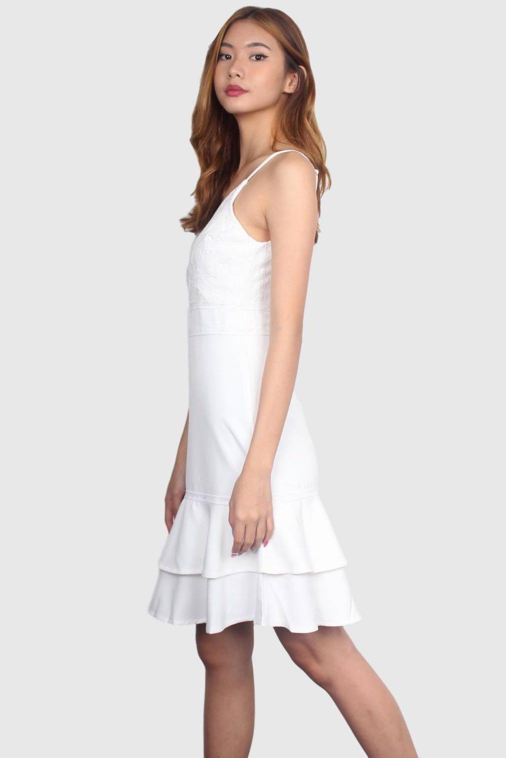 Jenna Overlay Lace Dress in White, Women's Fashion, Tops, Sleeveless on Carousell