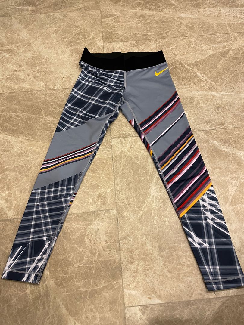 Nike Pro Hyperwarm, Men's Fashion, Activewear on Carousell