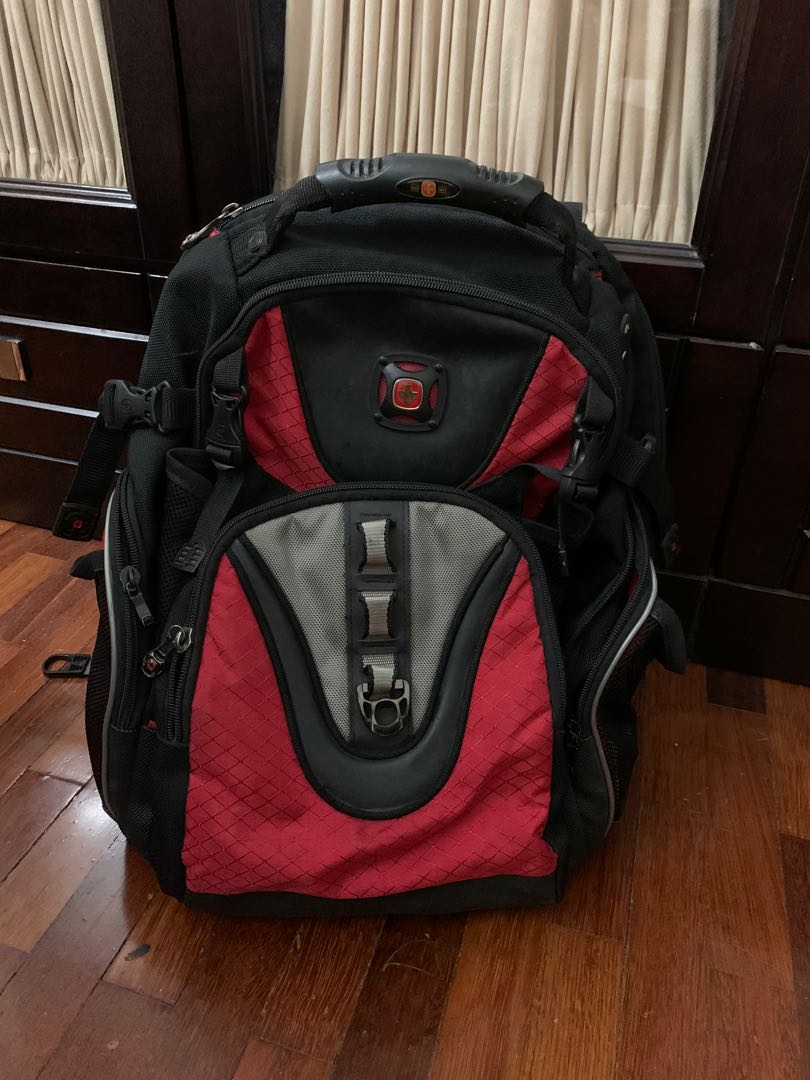 Original Swiss army backpack, Women's Fashion, Bags & Wallets ...