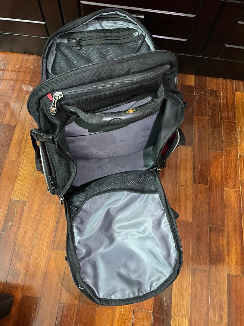 Original Swiss army backpack, Women's Fashion, Bags & Wallets ...