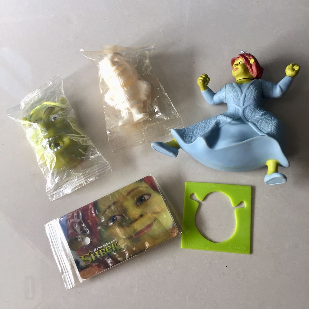 SHREK lot, Hobbies & Toys, Collectibles & Memorabilia, Fan Merchandise ...