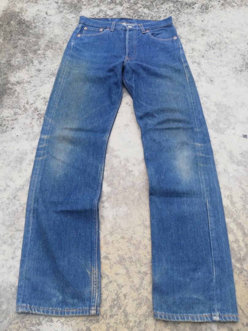 Vintage levi's 90s jeans, Men's Fashion, Bottoms, Jeans on Carousell