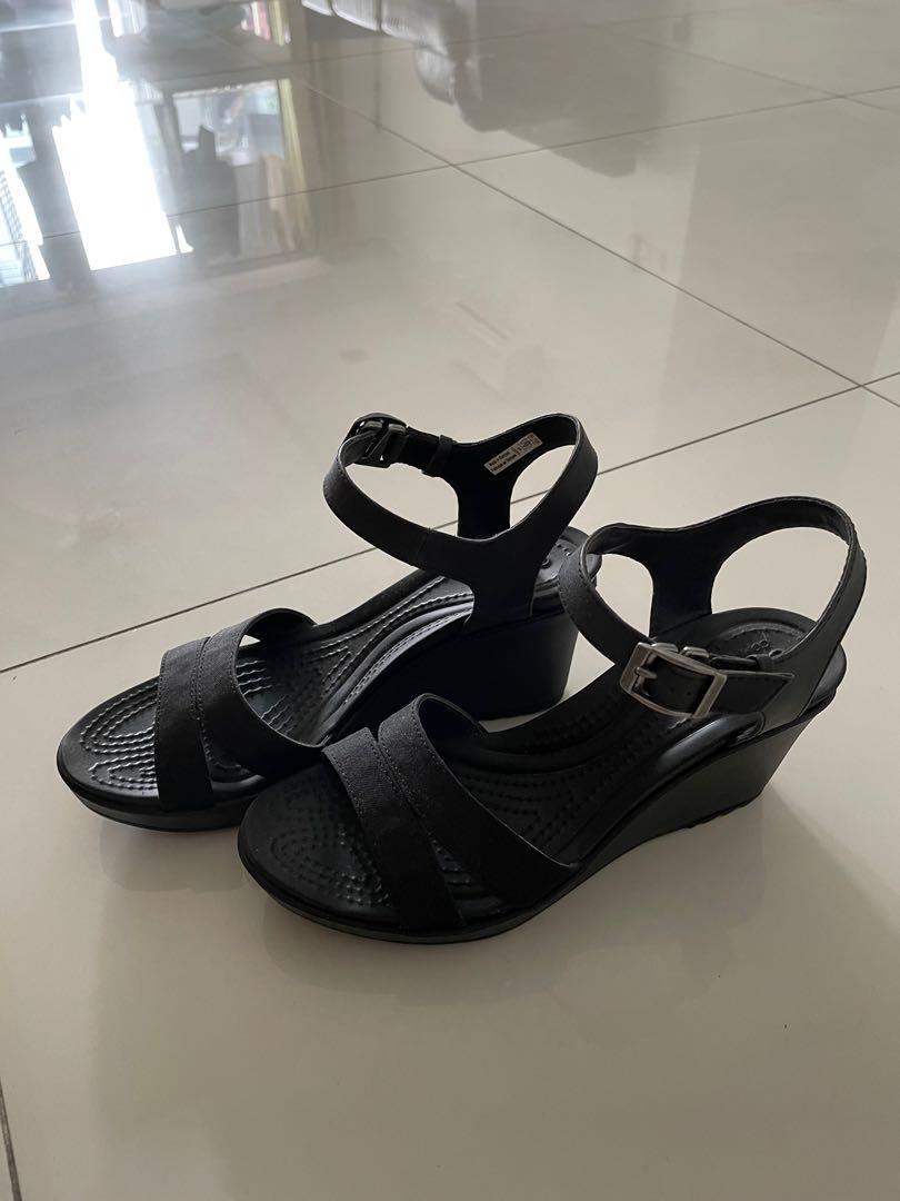 Crocs Heels, Women's Fashion, Footwear, Sandals on Carousell