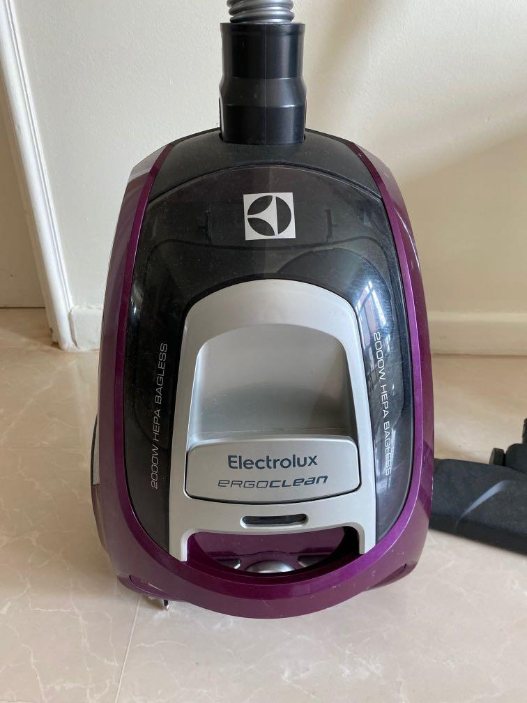 Electrolux Bagless Vacuum Cleaner, TV & Home Appliances, Vacuum Cleaner ...