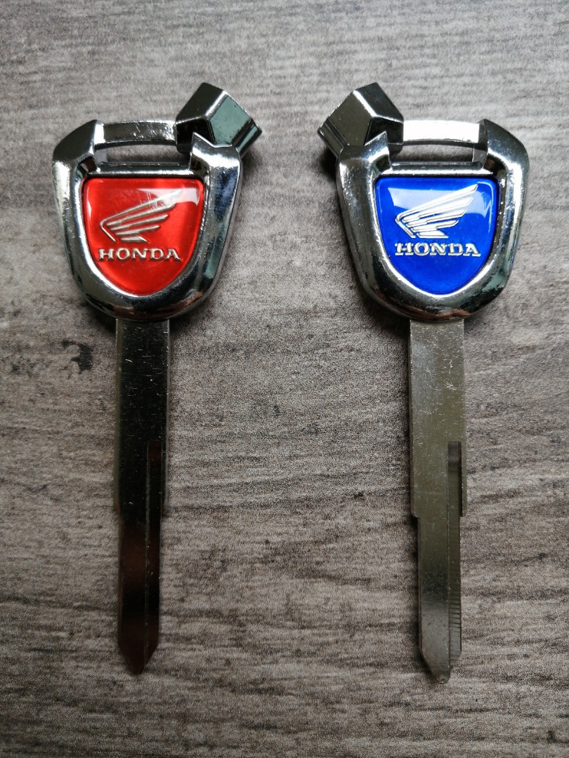 Honda magnetic shutter lock key, CBF150R, PCX150... Etc.., Motorcycles ...