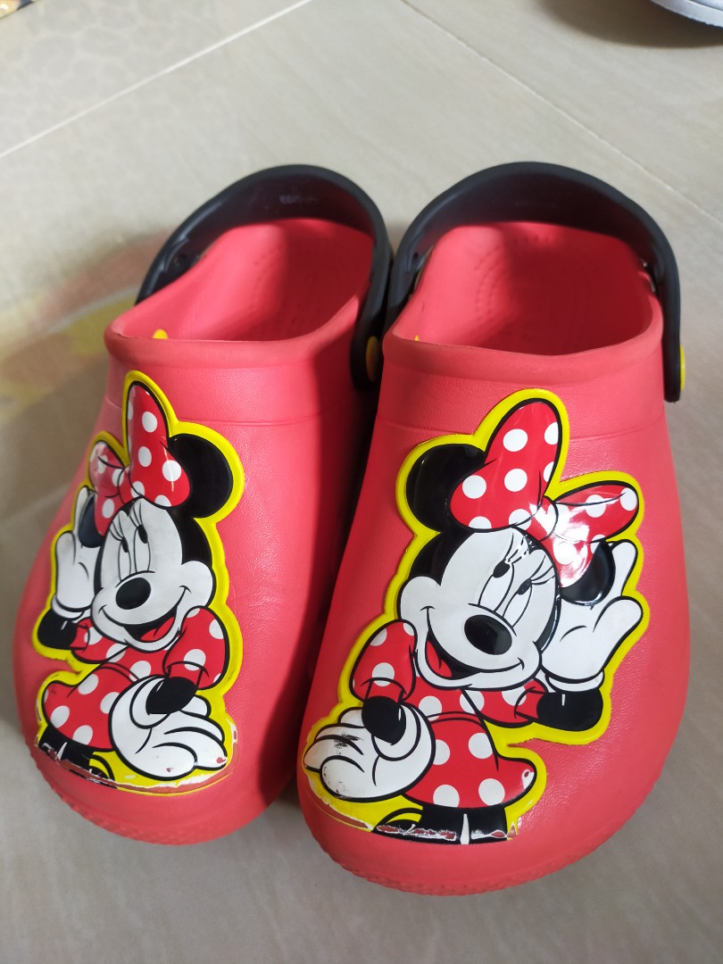 Minnie Mouse Crocs, Babies & Kids, Babies & Kids Fashion on Carousell