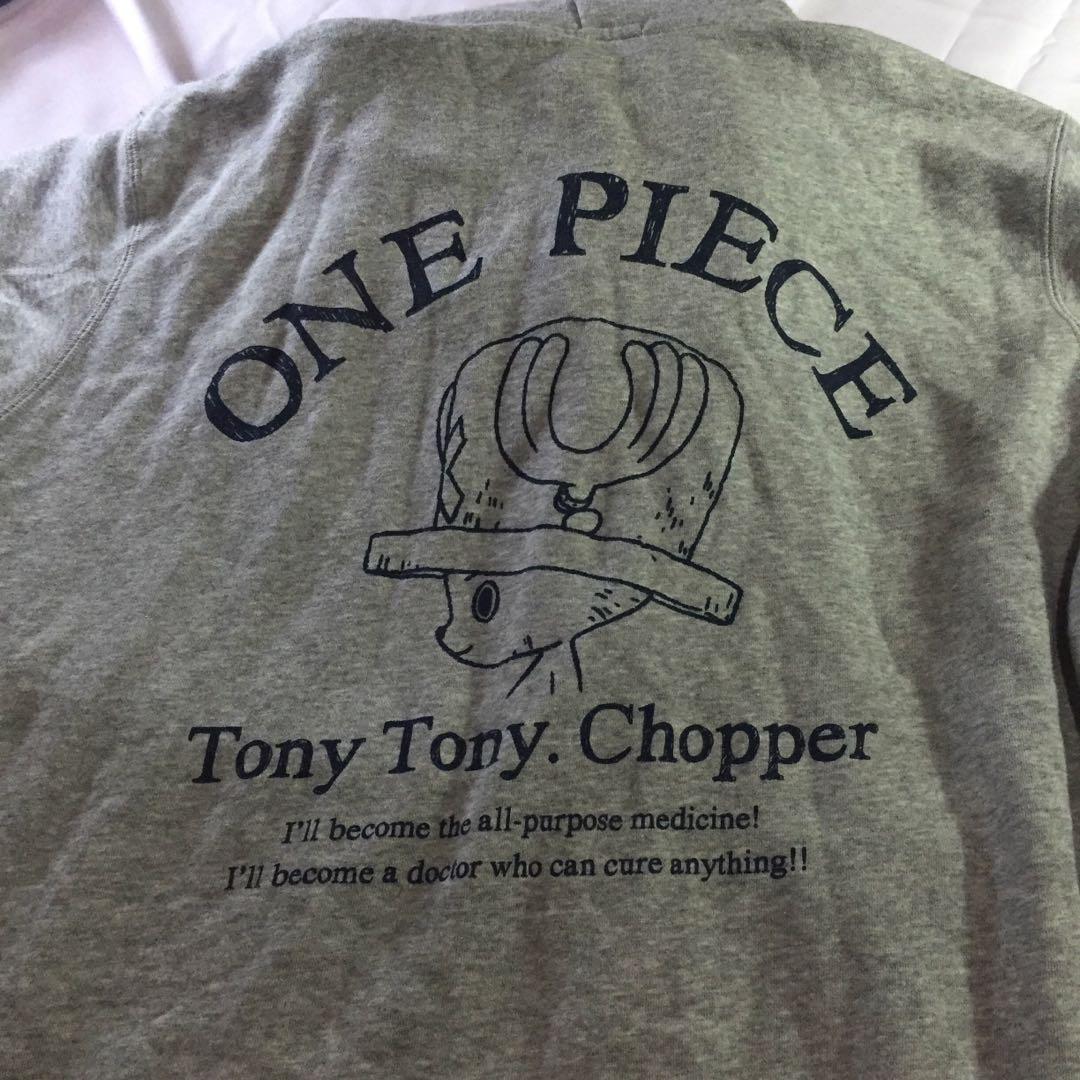 Uniqlo Ziphoodie x One Piece Tony Tony Chopper, Fesyen Pria, Pakaian ...