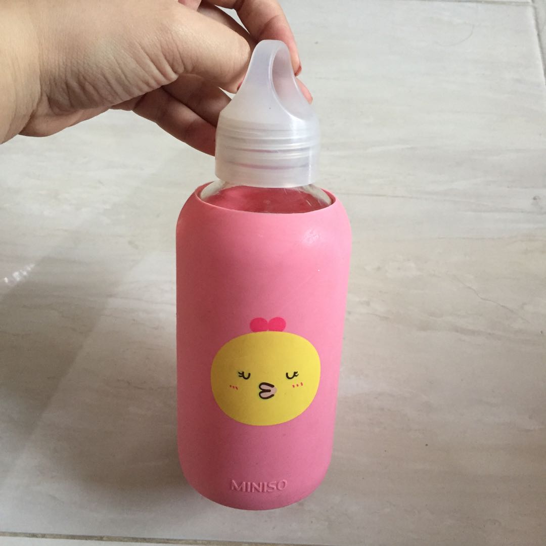 Botol Minum Miniso Pink, Kitchen & Appliances di Carousell