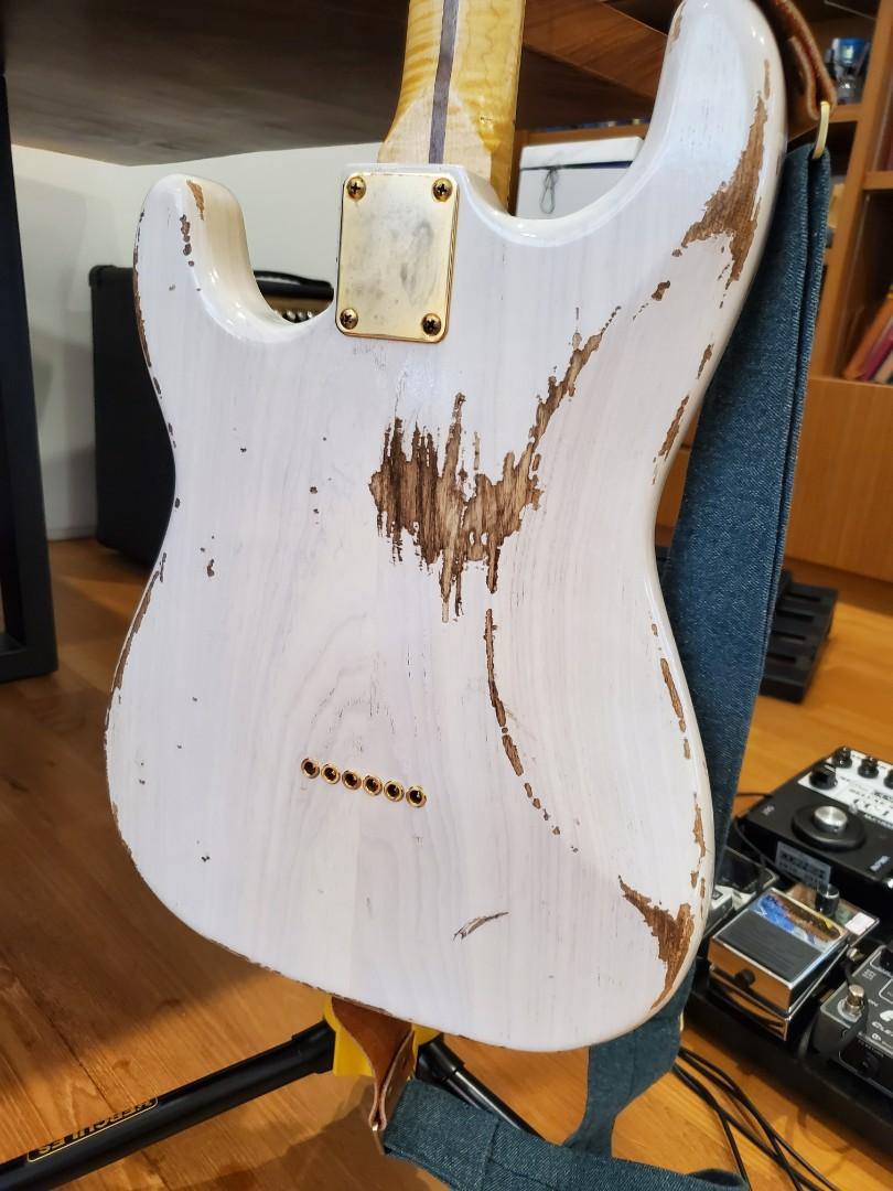 Fender Mary kay relic aged, Hobbies & Toys, Music & Media, Musical ...