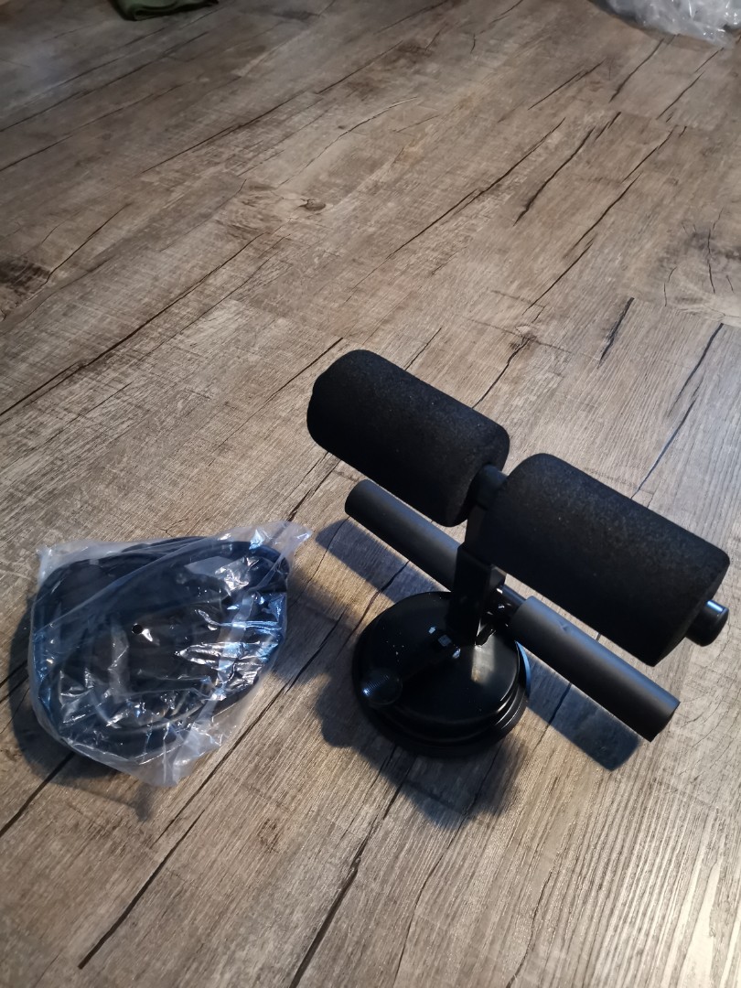 Sit up assistance and resistance band., Sports Equipment, Exercise ...