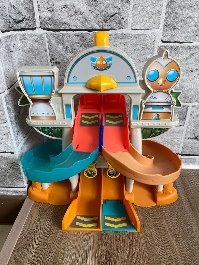 Top Wing Mission Ready Track playset, Hobbies & Toys, Toys & Games on ...