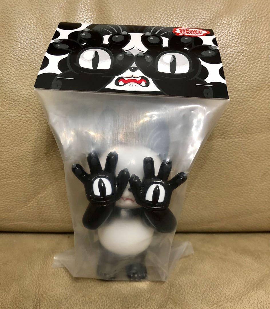 全新未開封 日本製 Grape Brain Hell’scat onigiri 地獄貓 黑白色 熊貓色 搪膠 Sofubi Vinyl 六角恐龍 牙牙 (C1), 興趣及遊戲, 玩具 & 遊戲 ...