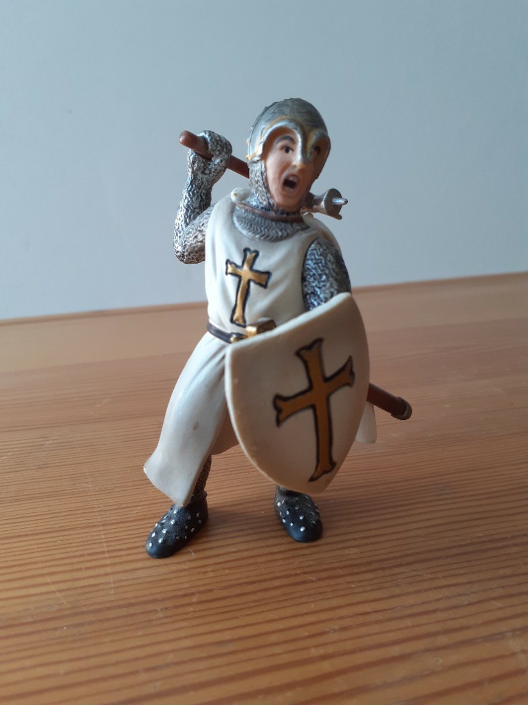 Crusader Knight Figure, Hobbies & Toys, Toys & Games on Carousell