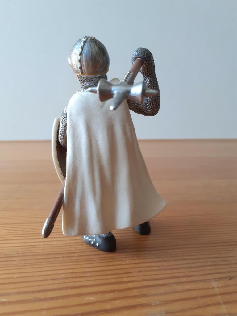 Crusader Knight Figure, Hobbies & Toys, Toys & Games on Carousell