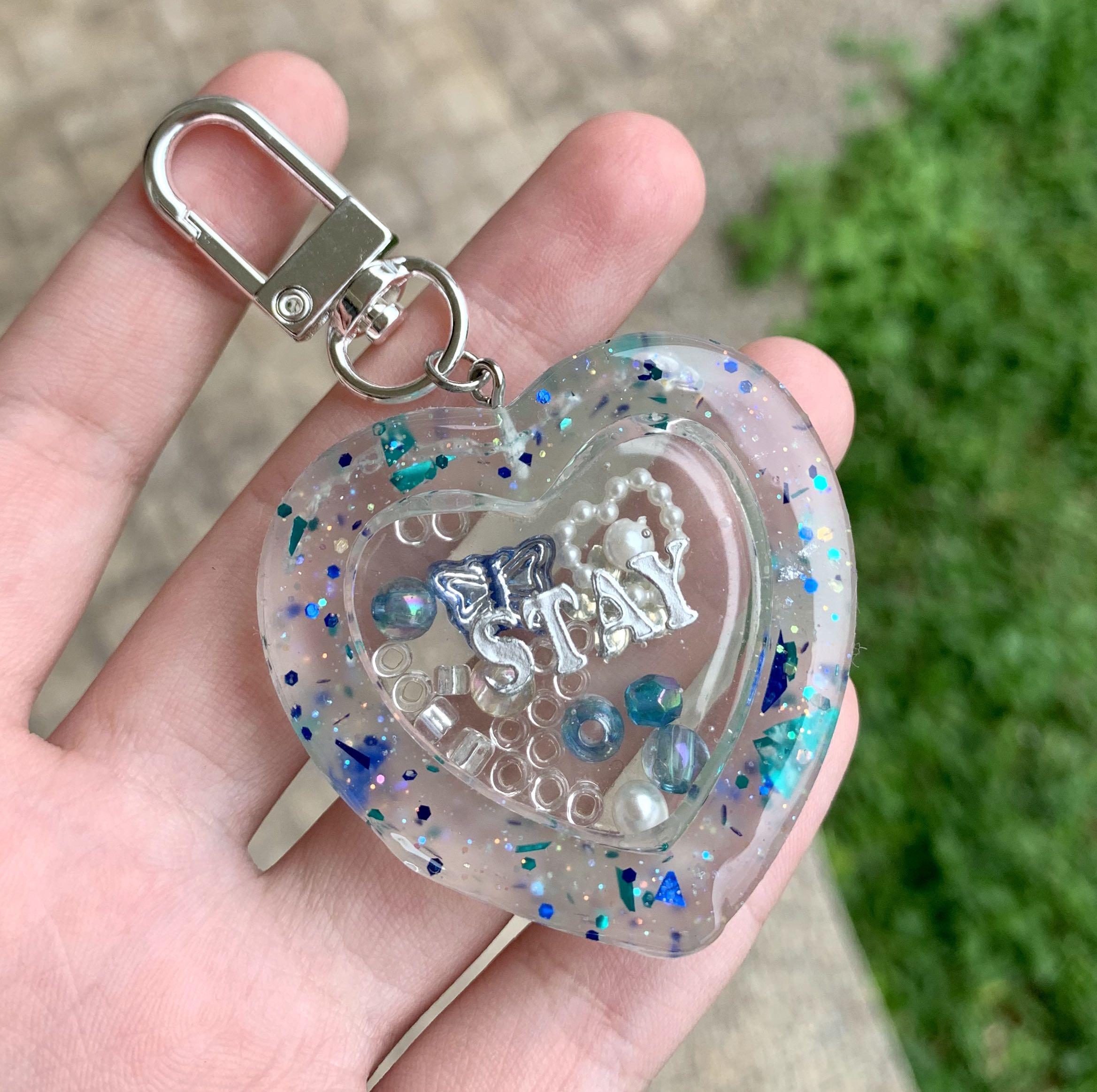 handmade stray kids keychains, Hobbies & Toys, Memorabilia ...