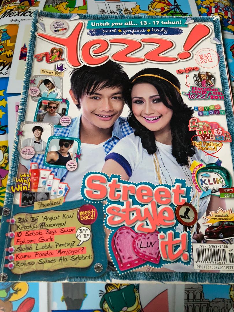 Majalah Yezz : Cover Wawa Zainal & Aren Yunus, Hobbies & Toys, Books ...