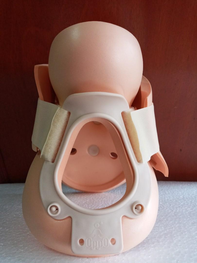 Philadelphia Collar / Neck Brace with Tracheal opening, Health ...