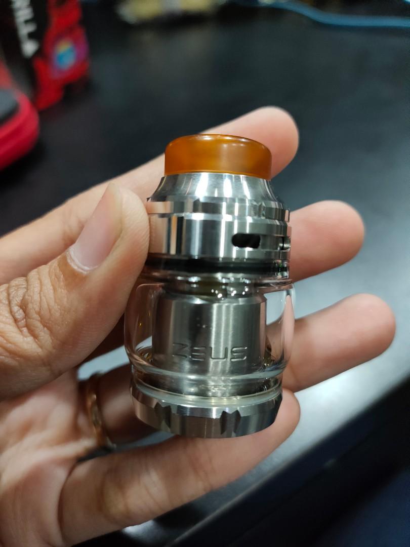 RTA Zeus X - Preloved Kondisi 95%, Fesyen Pria, Aksesoris, Lainnya di ...