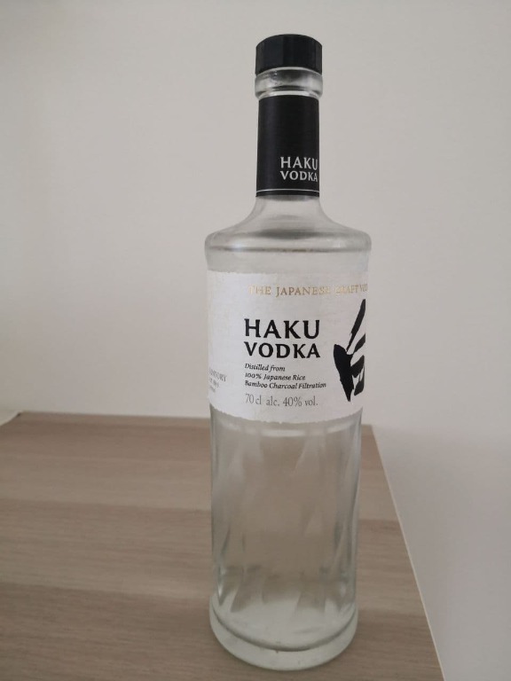 Suntory Haku Vodka, Food & Drinks, Alcoholic Beverages on Carousell