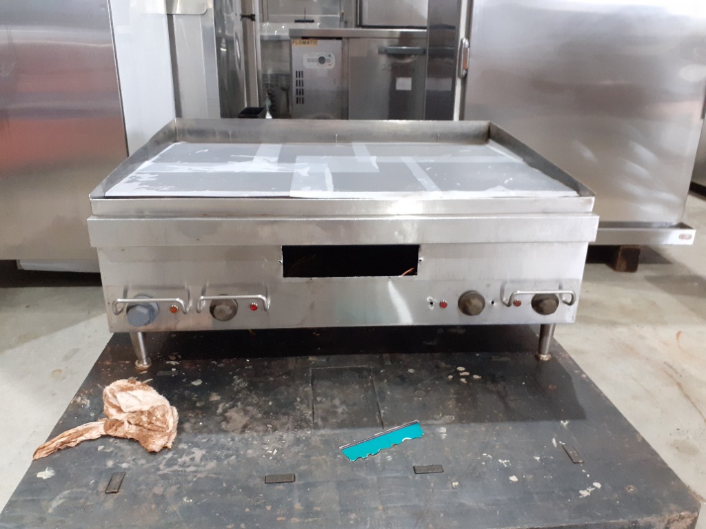 Toastmaster counter top hot plate, Furniture & Home Living, Kitchenware ...