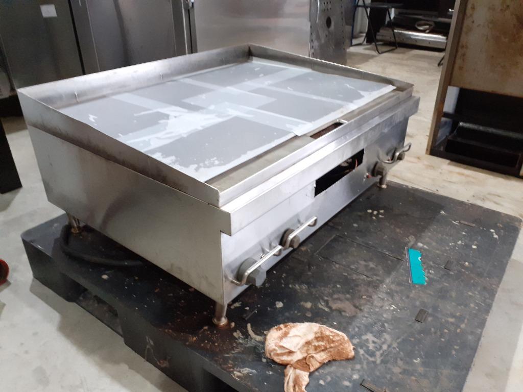 Toastmaster counter top hot plate, Furniture & Home Living, Kitchenware ...