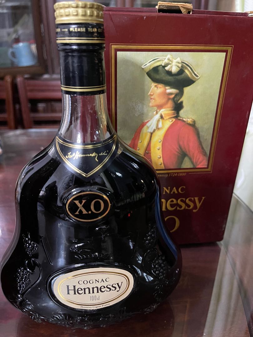 軒尼詩XO 干邑 Hennessy XO 1 liter (1000ml) 超過30年極品珍藏, 嘢食 & 嘢飲, 酒精飲料 - Carousell