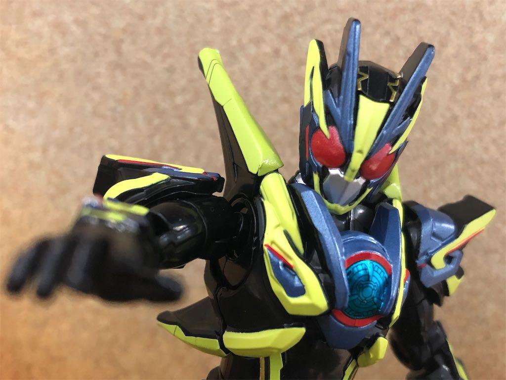 裝動 幪面超人 Zero One AI 04 - 1&2 Shinning Assault Hopper 閃爍突擊蝗蟲, 興趣及遊戲, 玩具 ...