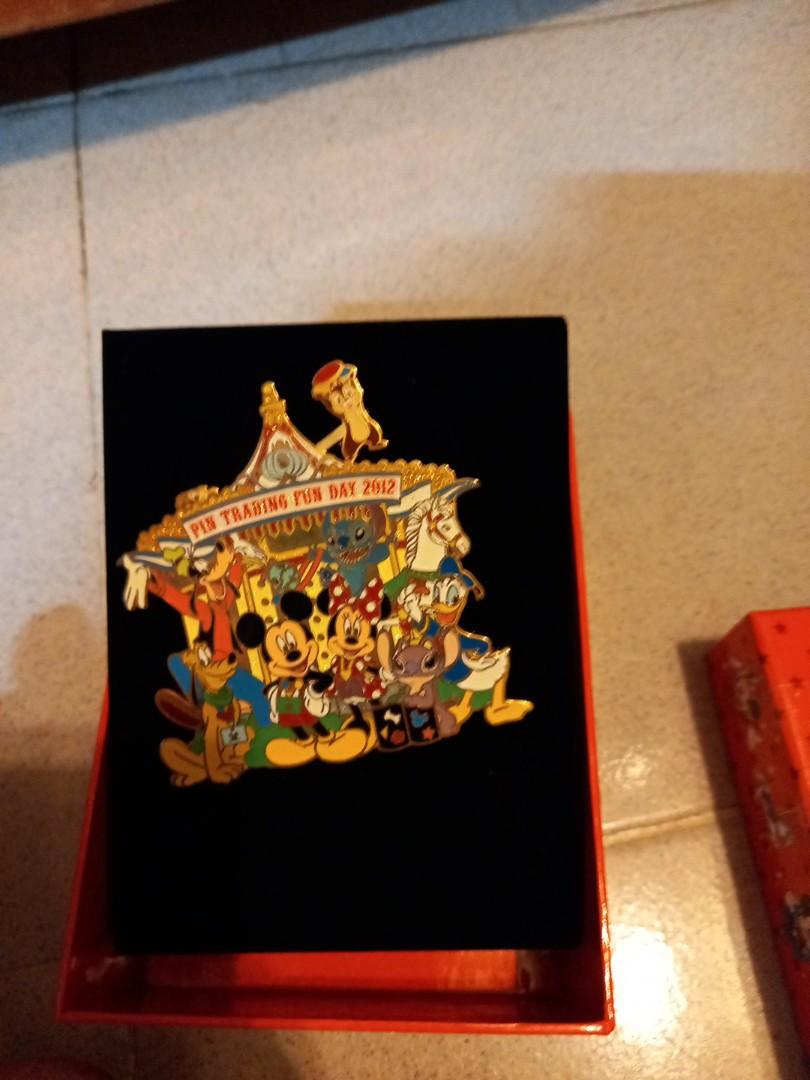 絕版 Disney pin, 興趣及遊戲, 玩具 & 遊戲類 - Carousell