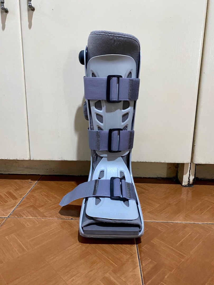 Aircast Airselect Standard Medium (w/ Integrated Inflation System ...